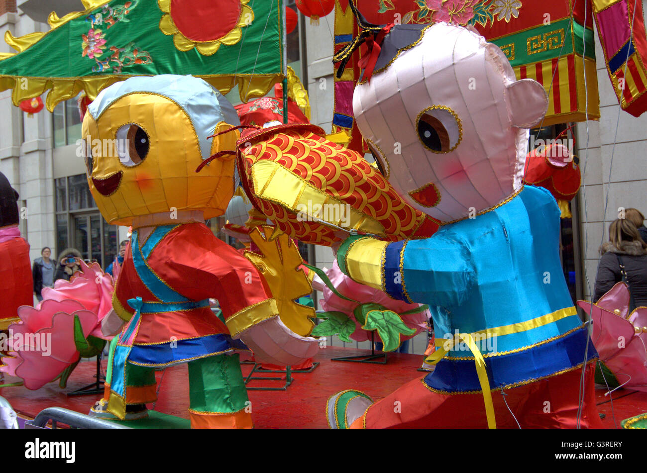 Chinese floats hi-res stock photography and images - Alamy