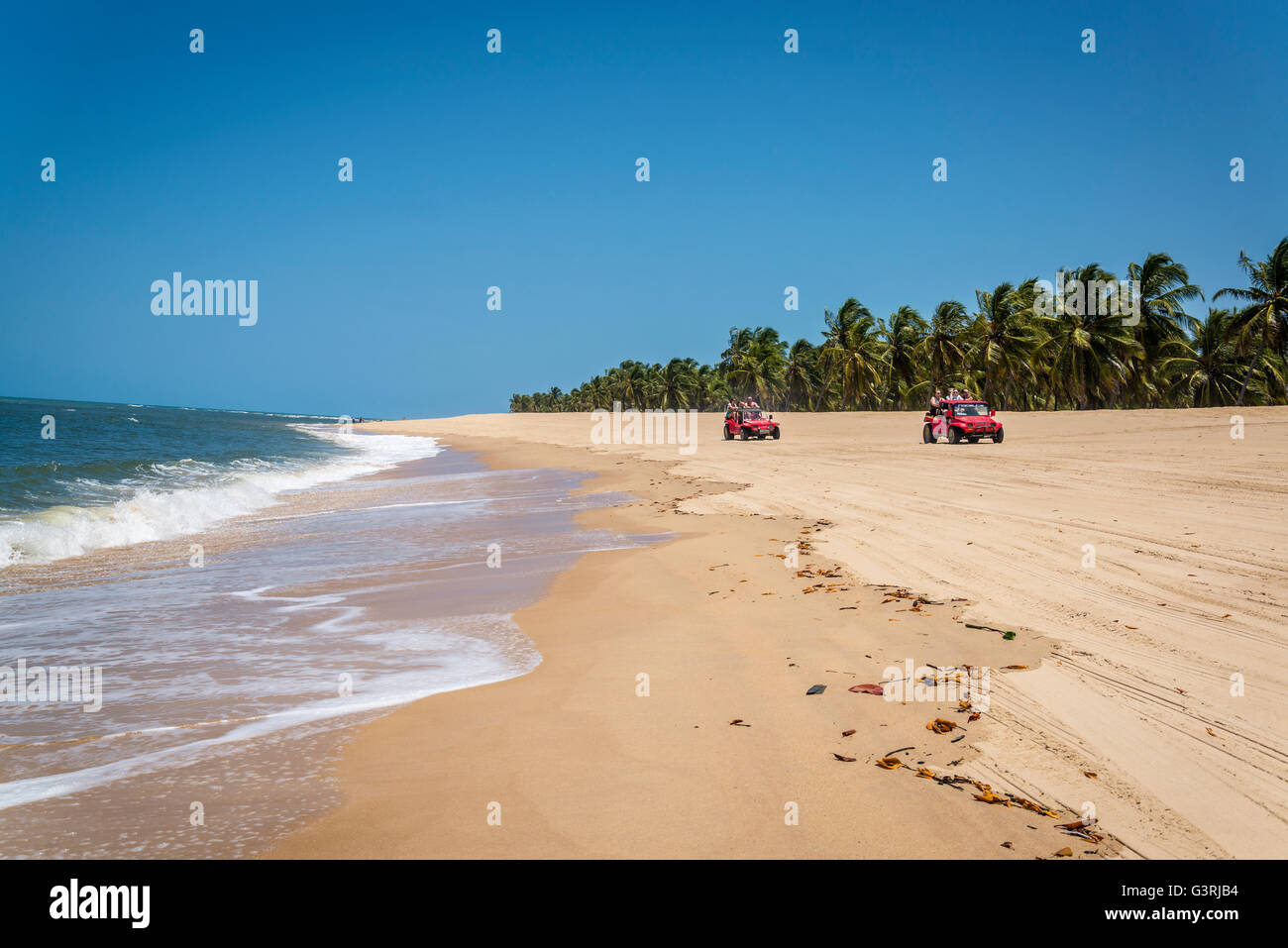 Buggy ride on sandy beach, Gunga Beach, Maceio, Alagoas, Brazil Stock ...