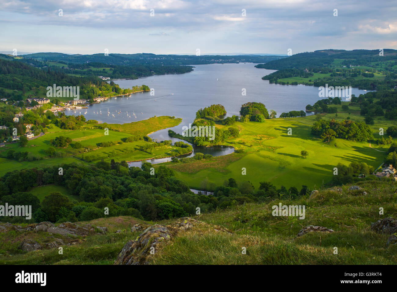 A view of Lake Windermere from Loughrigg Fell in the Lake District, UK ...