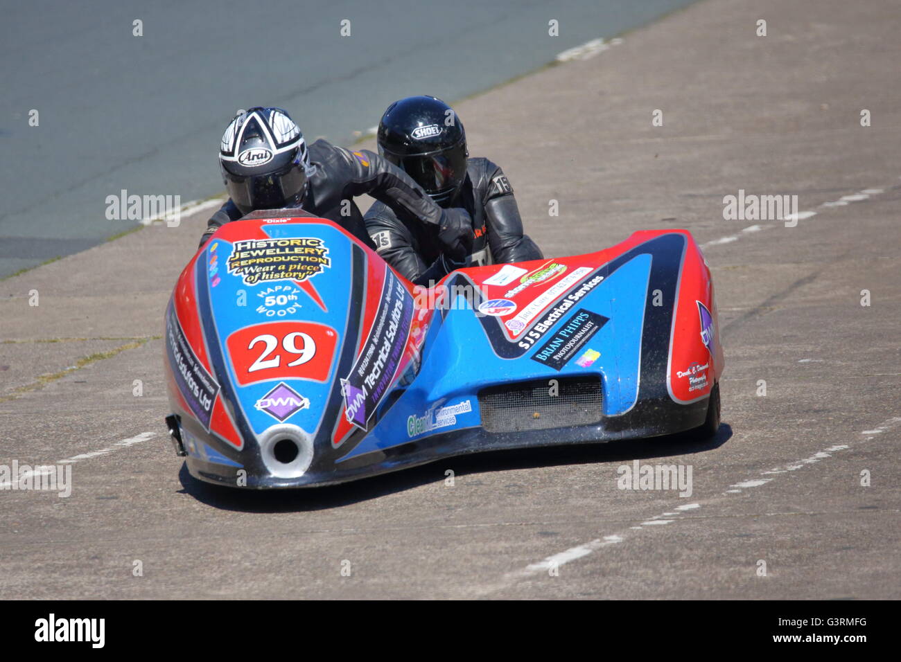 Matt Dix and his partner Shaun Parker in their sidecar at the 2015 ...