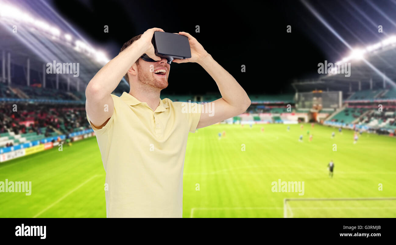 Video game football interactive hi-res stock photography and images - Alamy