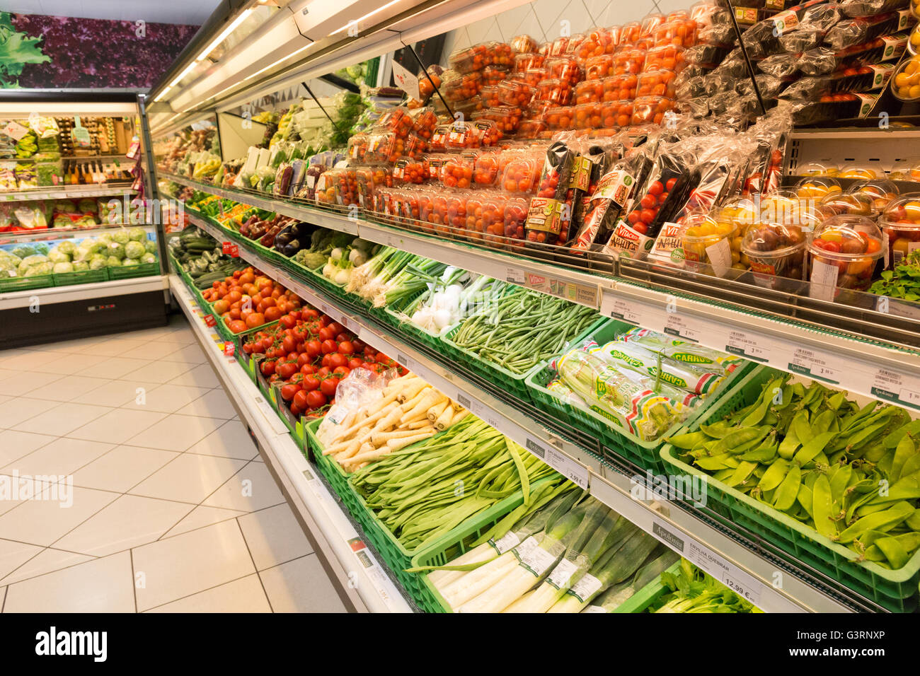 Apolonia supermarket Almancil, Porugal Stock Photo - Alamy