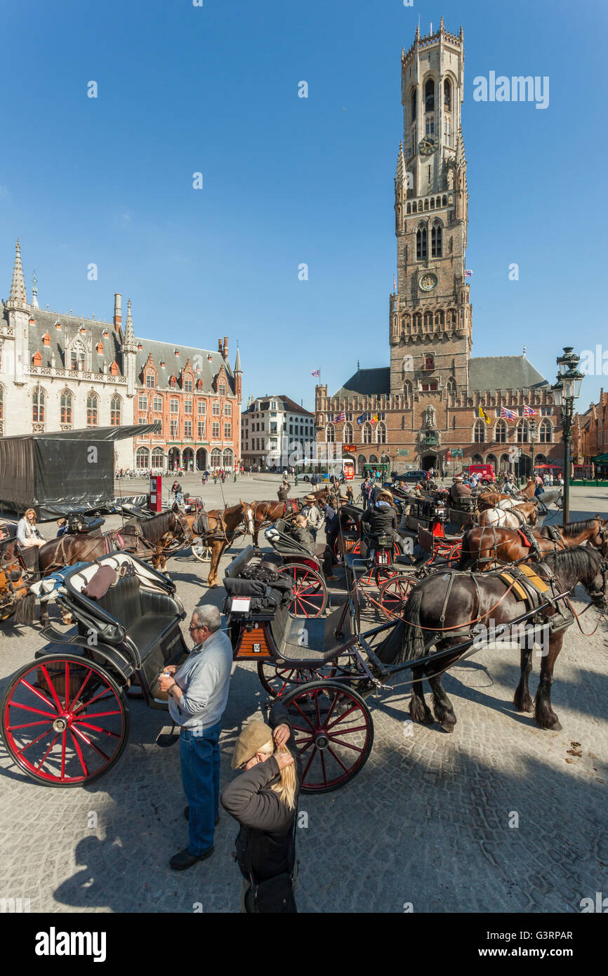 Belfry market square bruges hi-res stock photography and images - Alamy