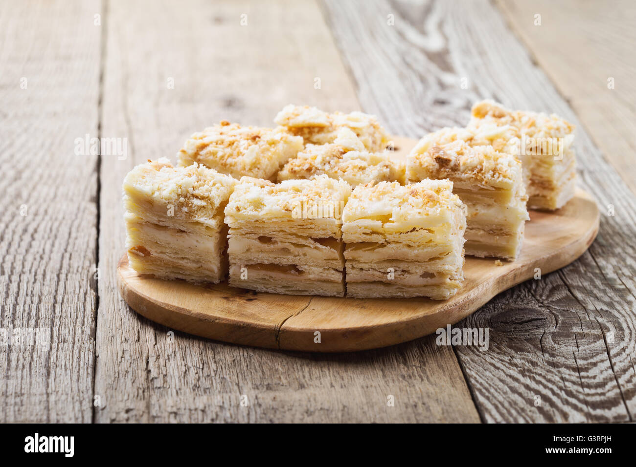 Napoleon pastry hi-res stock photography and images - Alamy