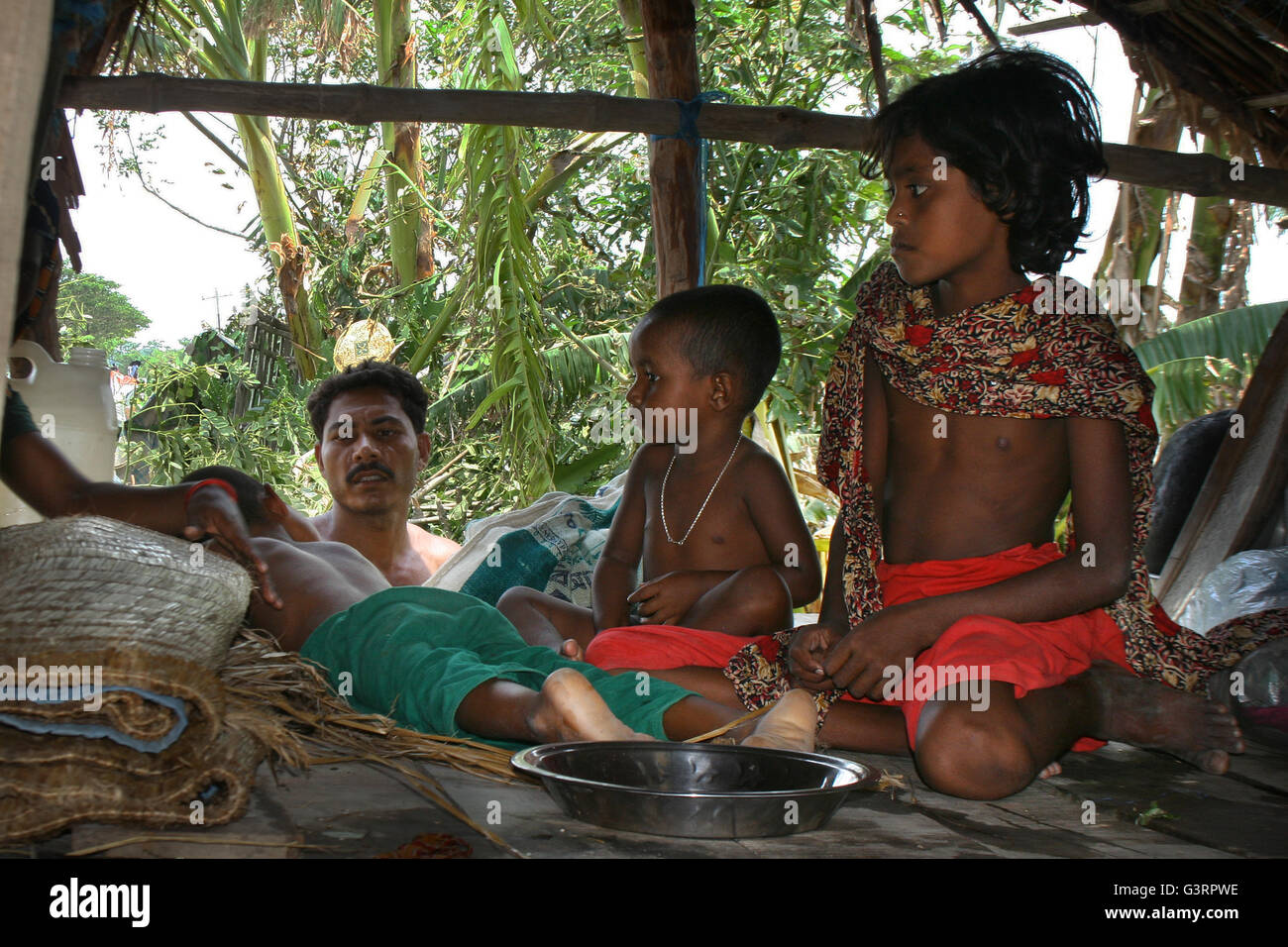India cyclone hi-res stock photography and images - Alamy