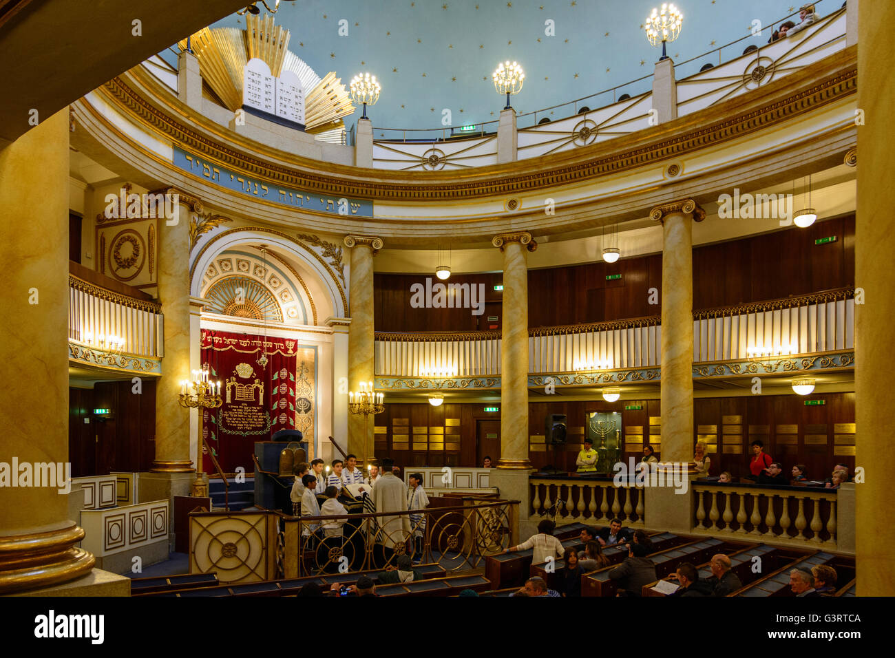 Synagogue temple hi-res stock photography and images - Alamy