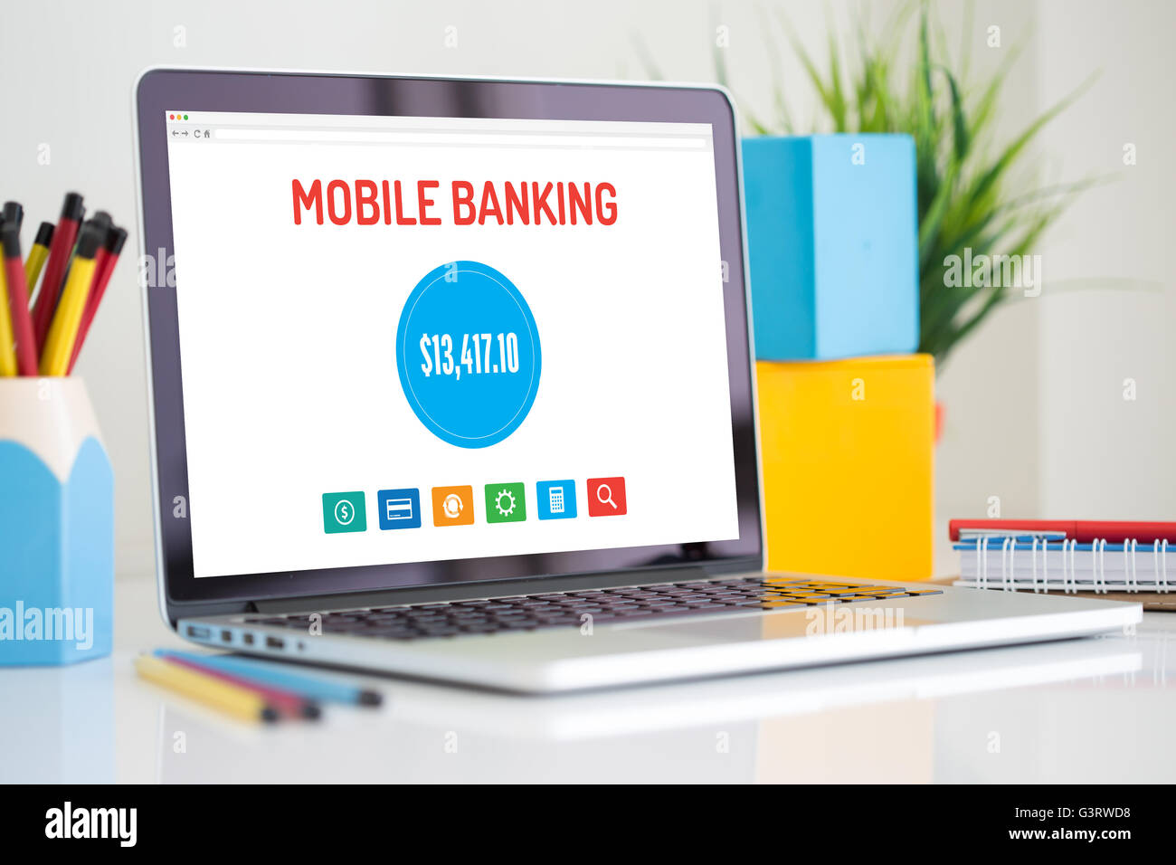 Laptop with mobile banking application on a screen Stock Photo - Alamy
