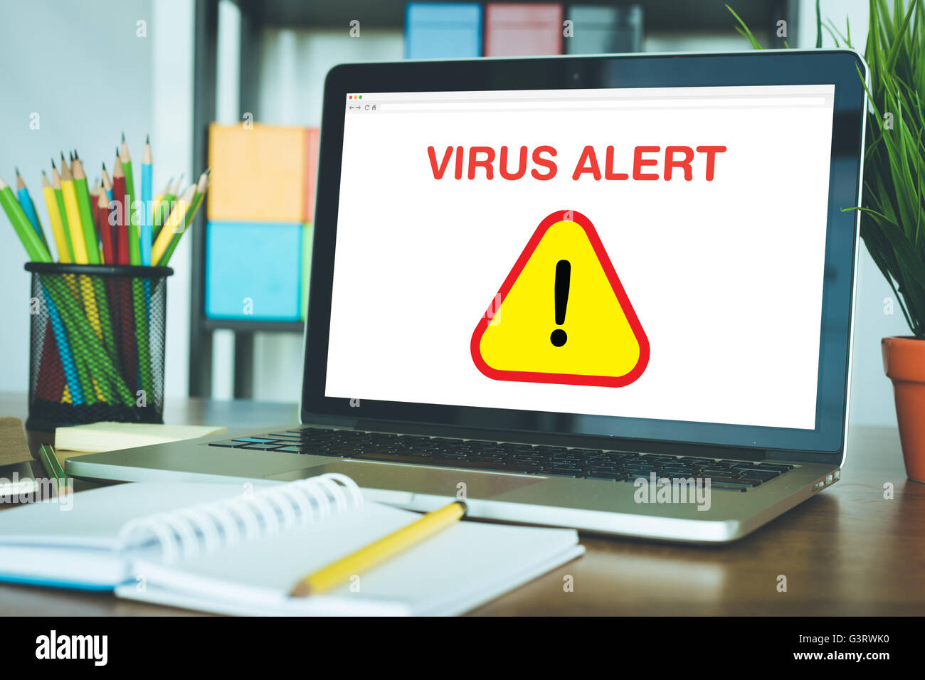 Virus Alert Sign on computer Stock Photo - Alamy