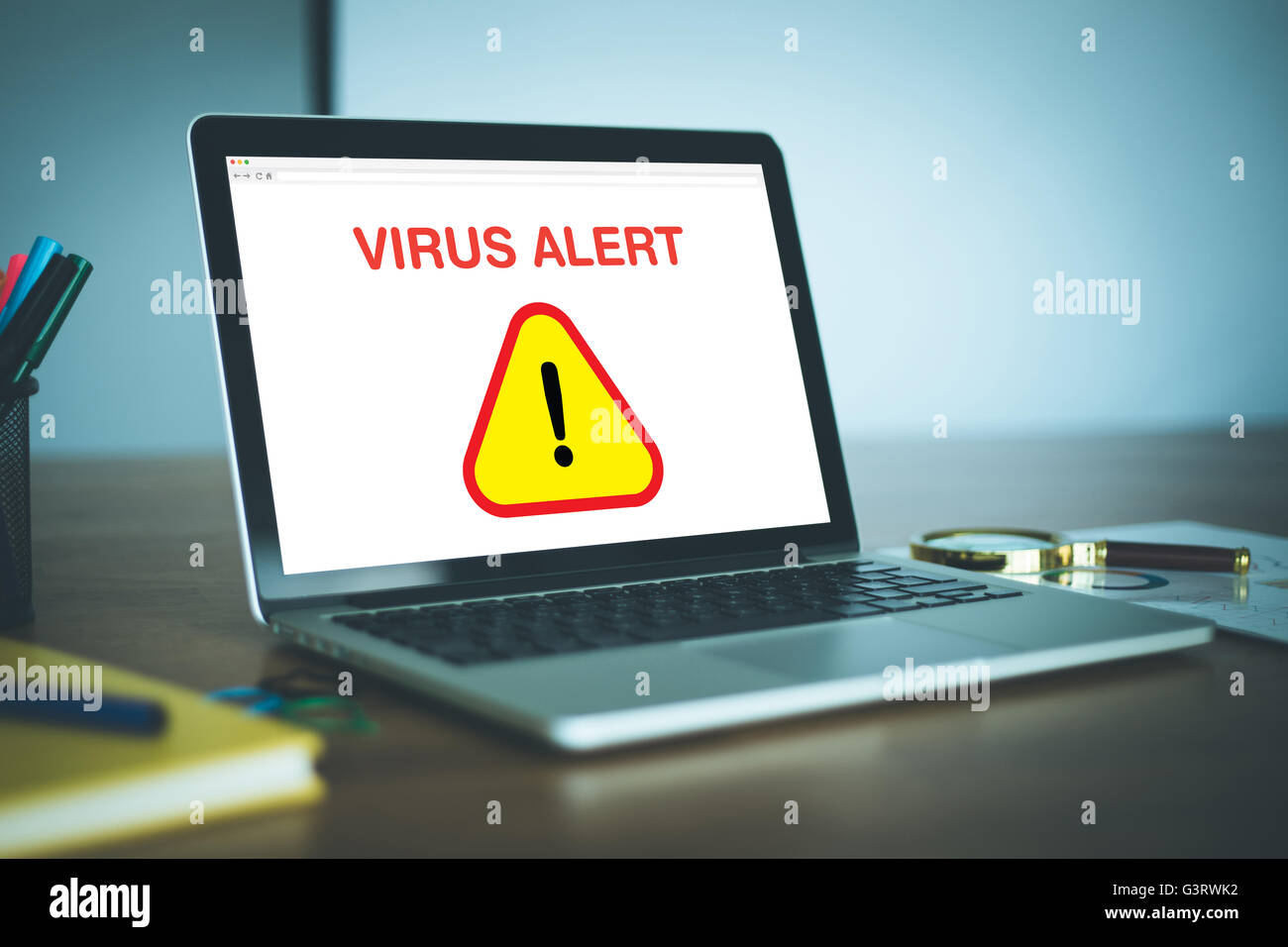 Virus Alert Sign on computer Stock Photo - Alamy