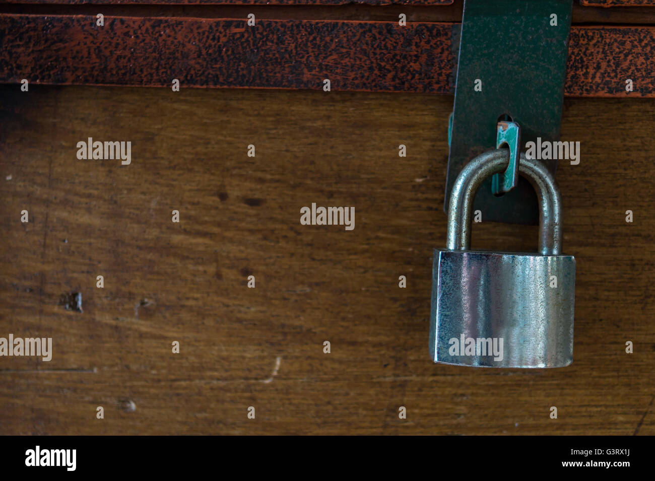 Very old lock hi-res stock photography and images - Alamy
