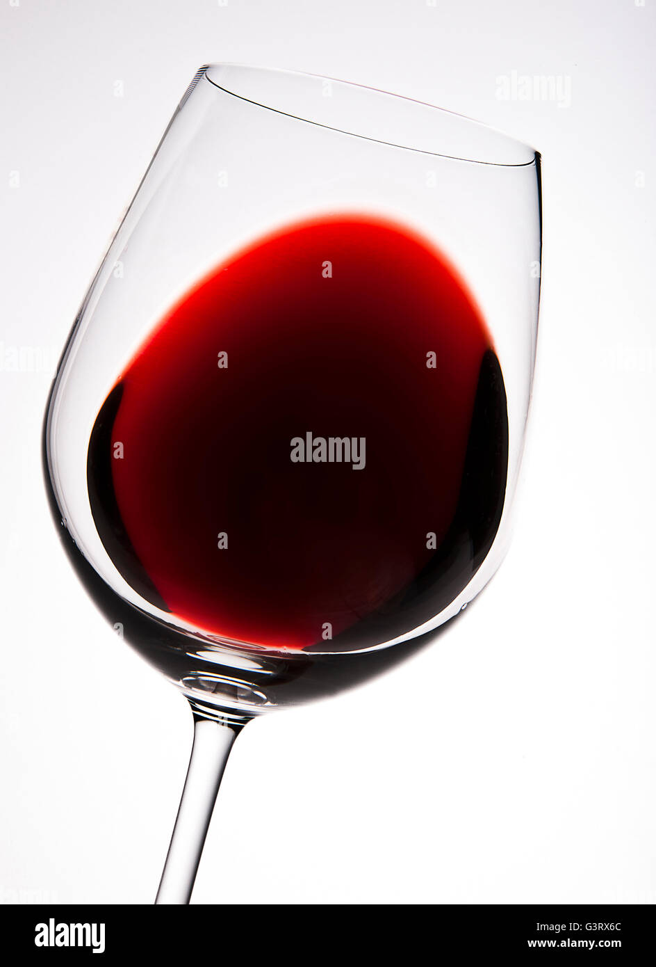Red wine in glass hi-res stock photography and images - Alamy