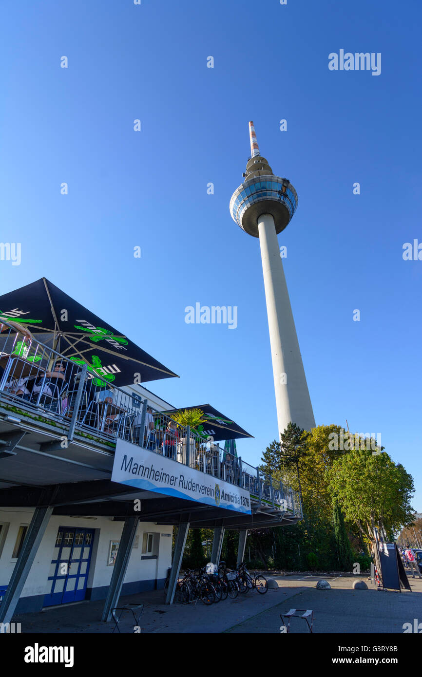 Telecommunications tower hi-res stock photography and images - Alamy