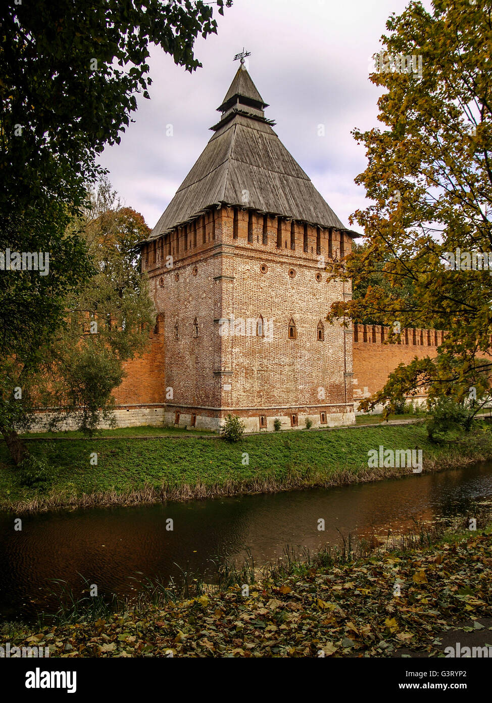 Fallen watchtower hi-res stock photography and images - Alamy