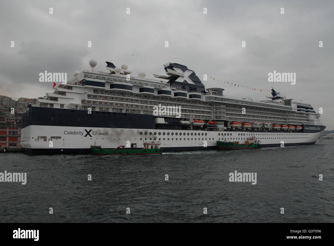 Celebrity x cruises hi-res stock photography and images - Alamy