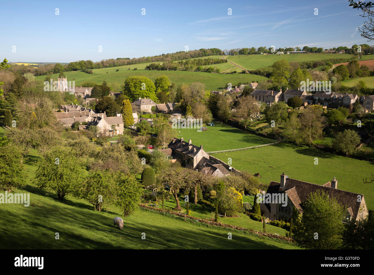 Naunton gloucestershire england uk hi-res stock photography and images ...