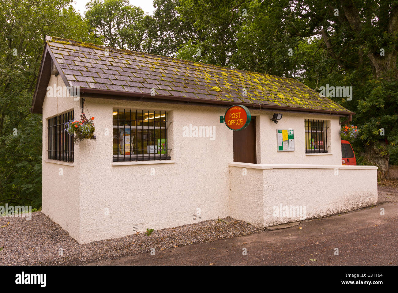 INVERGARRY, SCOTLAND - Post Office building Stock Photo - Alamy