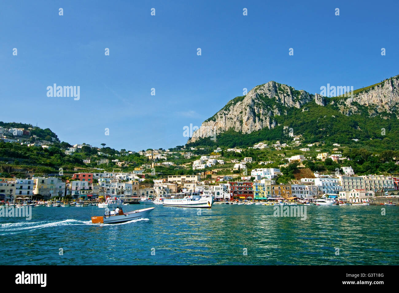 Italy isle of capri hi-res stock photography and images - Alamy