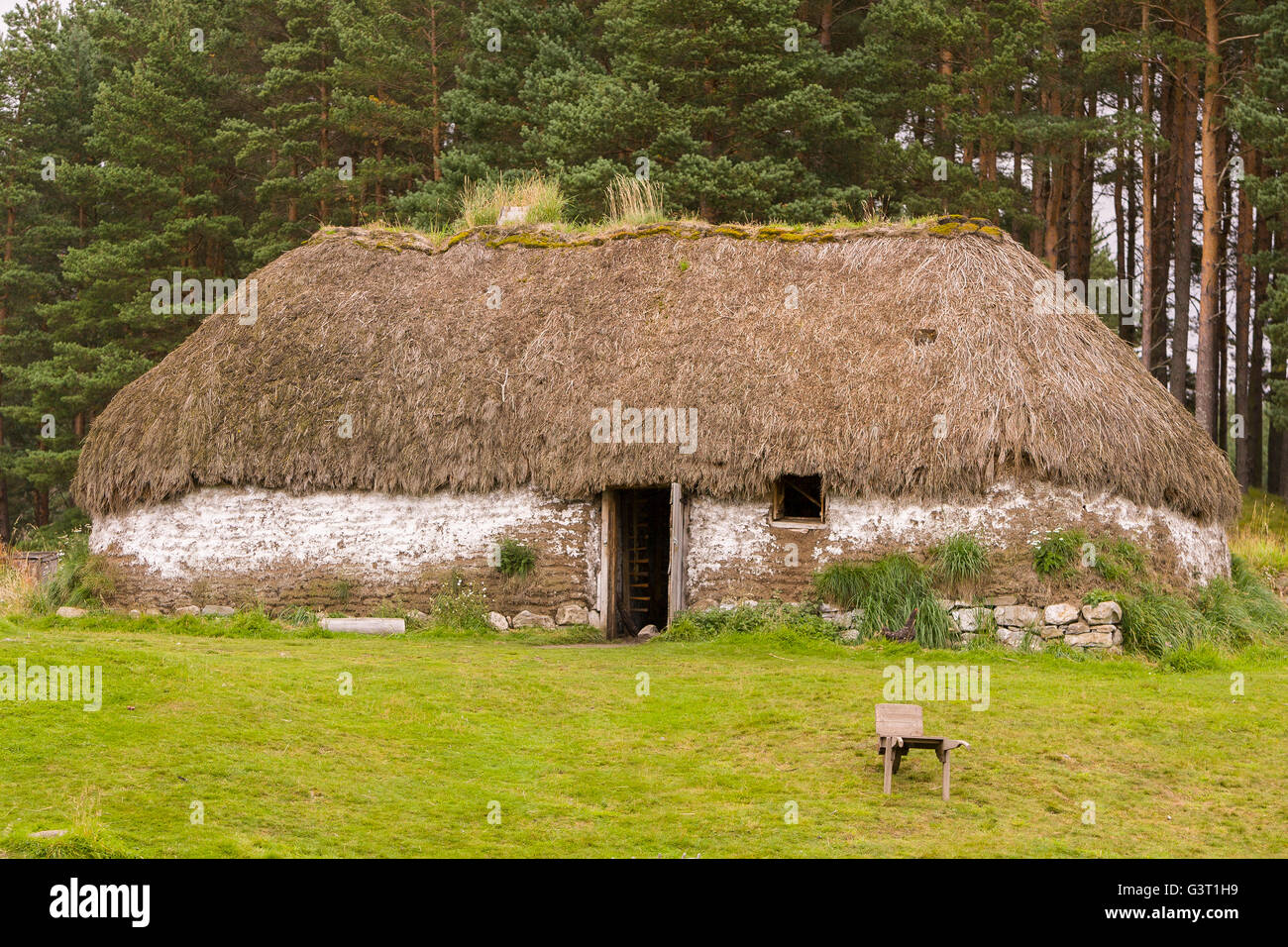 KINGUSSIE & NEWTONMORE, SCOTLAND - Traditional building of turf and ...
