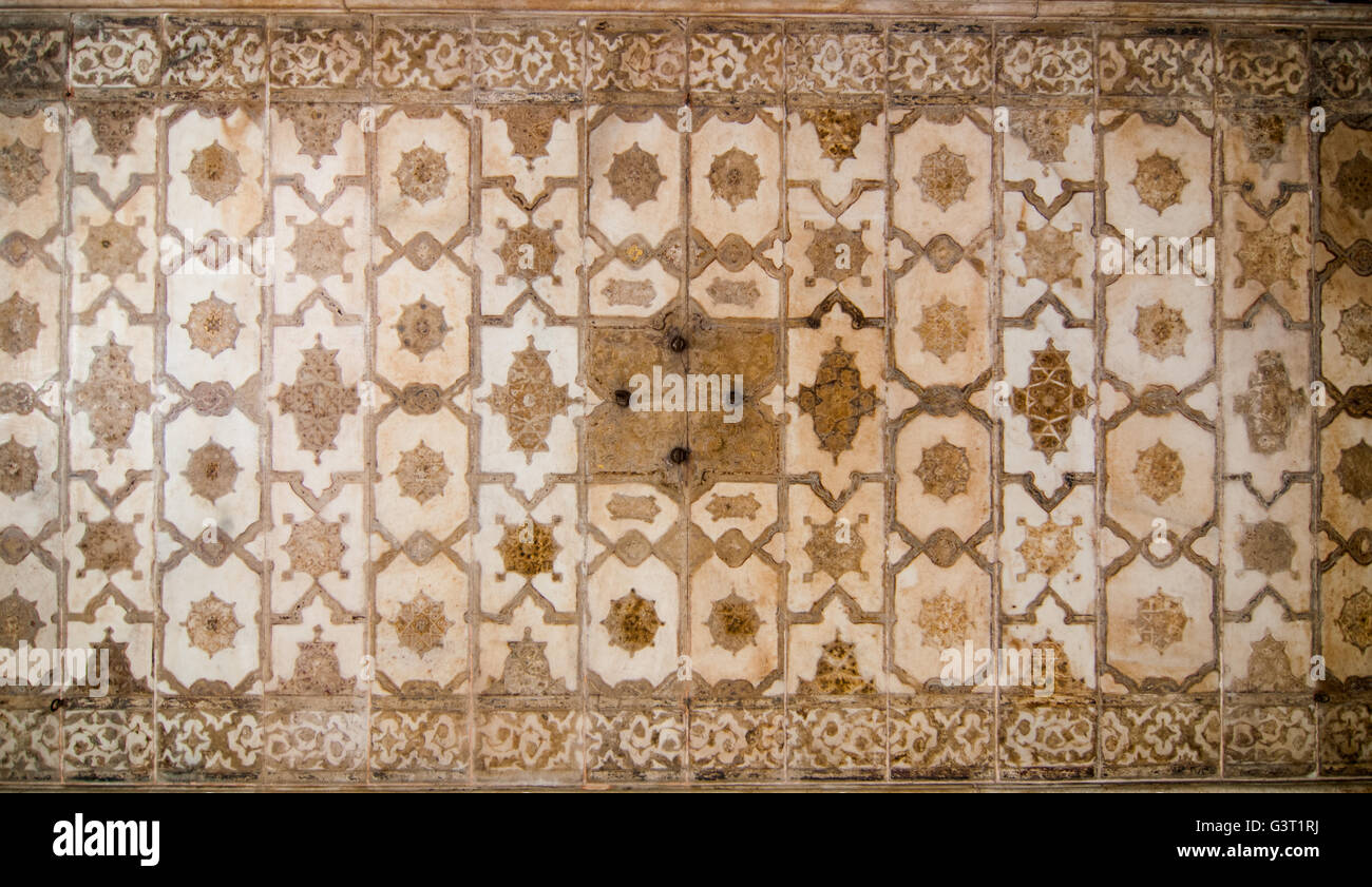 Detail of a wall of a palace in India Stock Photo - Alamy