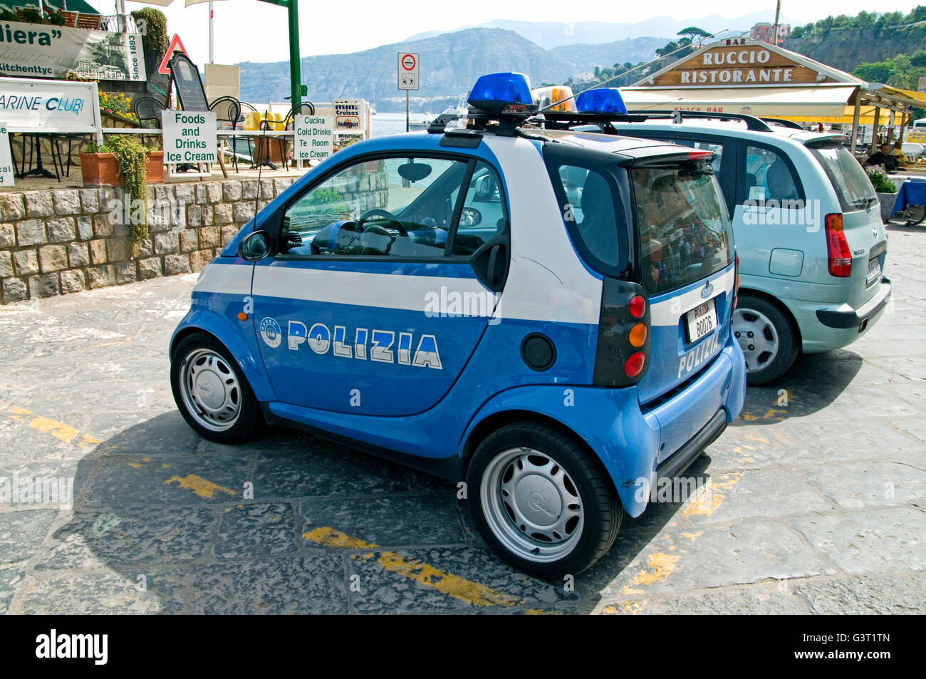 In Sorrento, near Naples, Italy, the police also use Smart cars Stock ...
