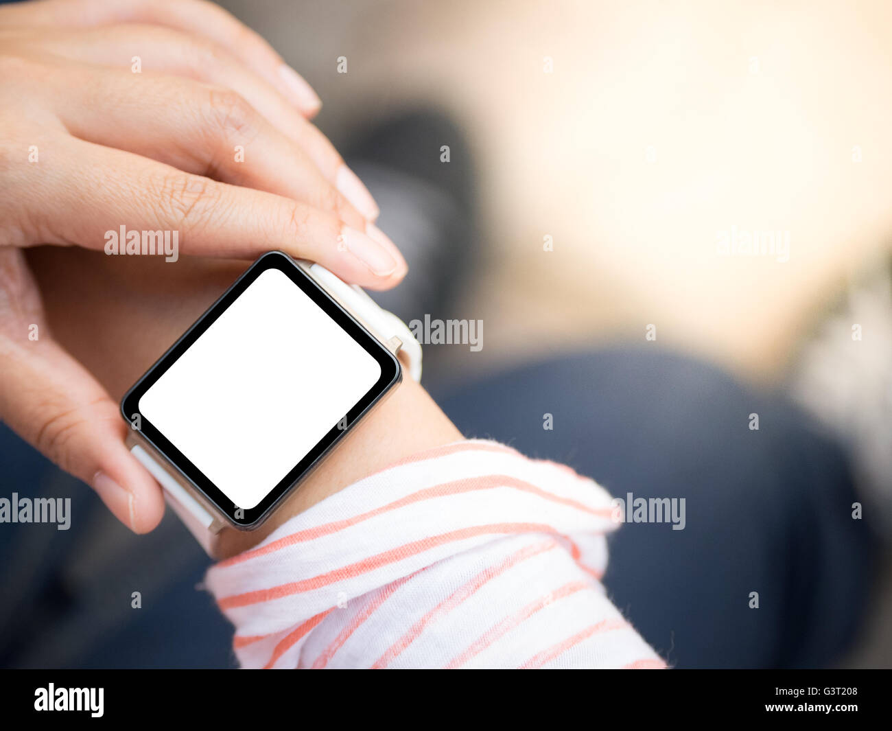 Hand wearing smartwatch Stock Photo - Alamy