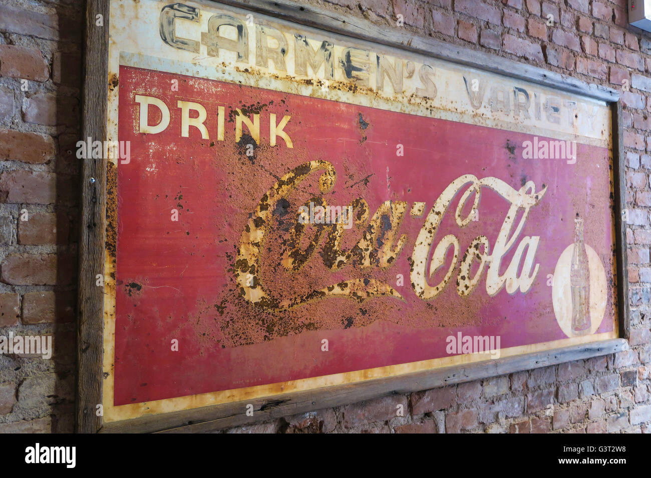 Vintage Weathered Coca-Cola Sign, USA Stock Photo - Alamy