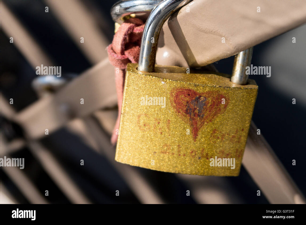 Ny brooklyn padlocks hi-res stock photography and images - Alamy
