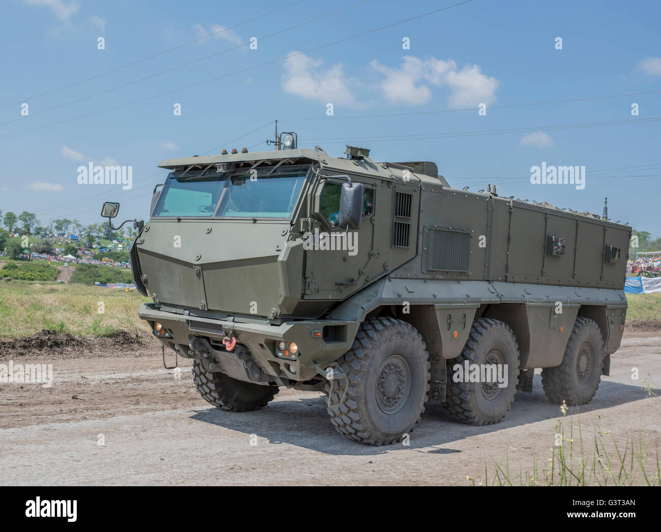 Cargo military hi-res stock photography and images - Alamy