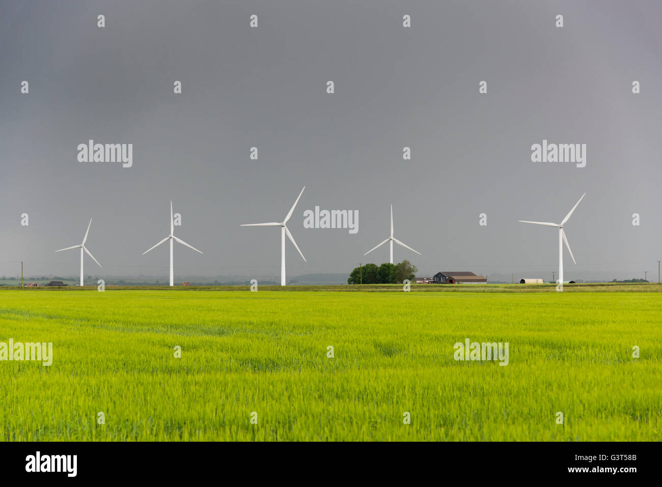 Red cross stations hi-res stock photography and images - Alamy