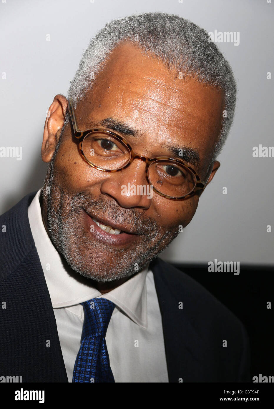 Kenneth hunter hi-res stock photography and images - Alamy