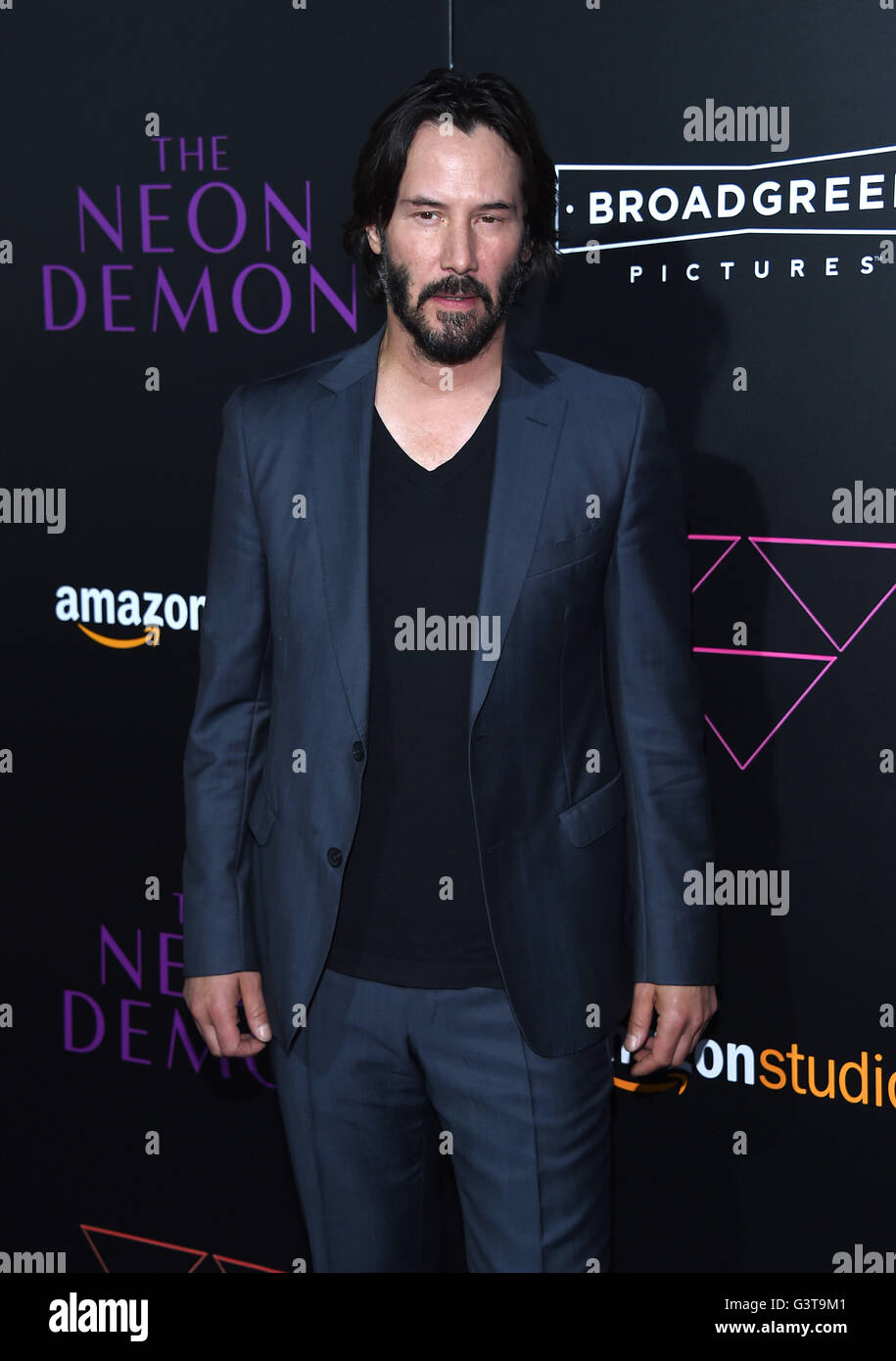 Hollywood, California, USA. 14th June, 2016. Keanu Reeves arrives for ...