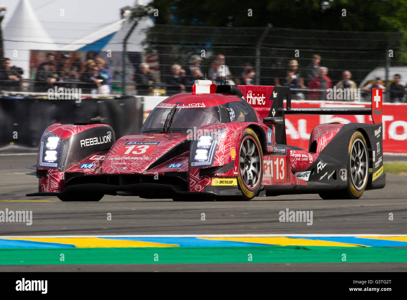 Le Mans Circuit, Le Mans, France. 15th June, 2016. Le Mans 24 Hours ...