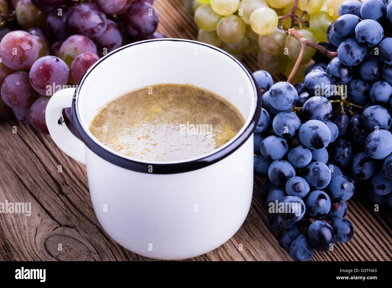 Process of making wine hi-res stock photography and images - Alamy