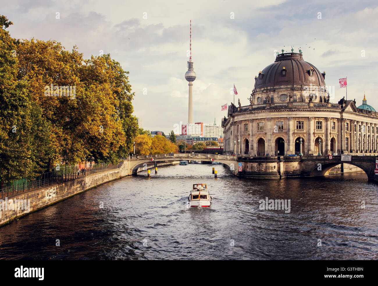 Berlin river hi-res stock photography and images - Alamy