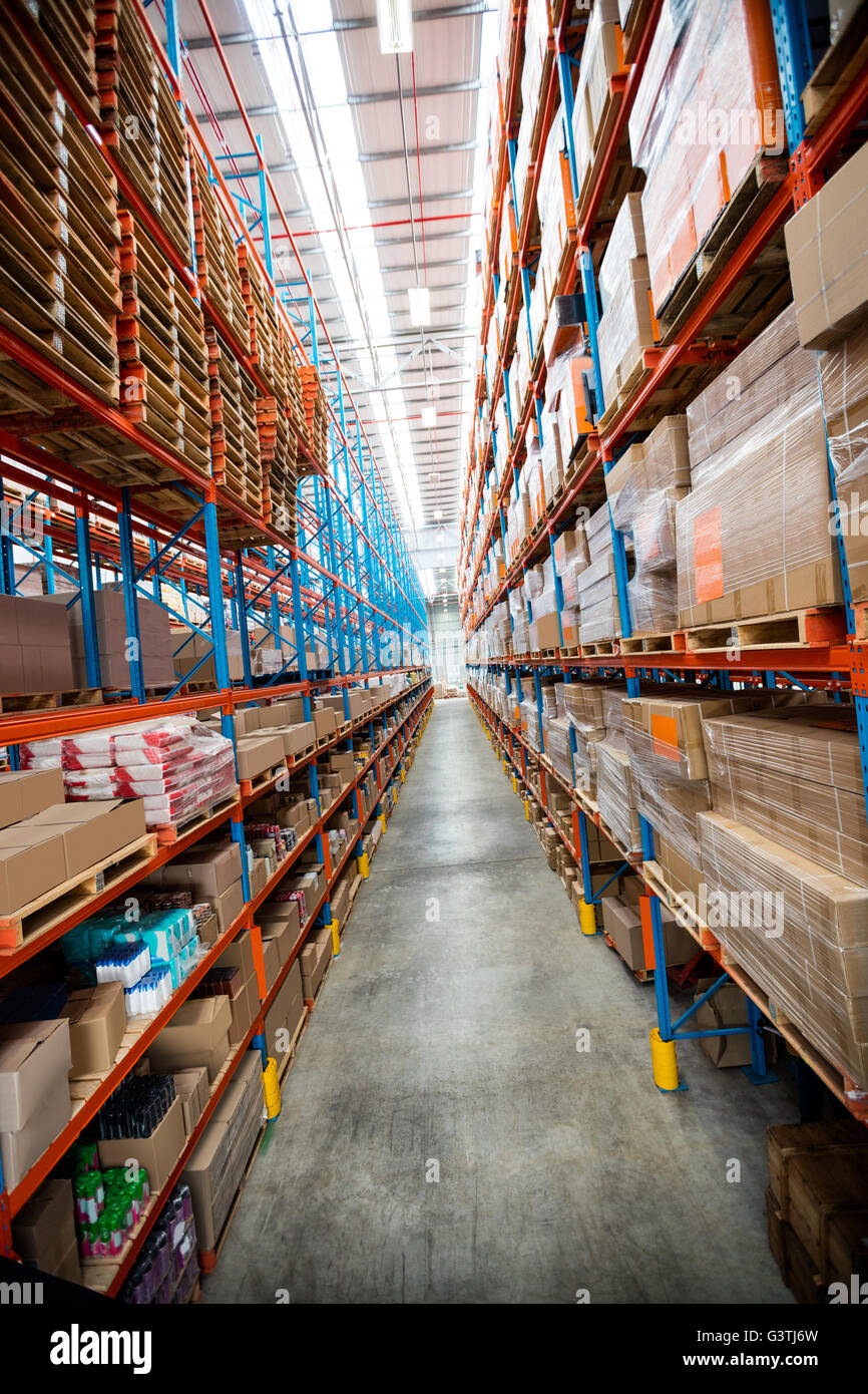 Empty warehouse illumination hi-res stock photography and images - Alamy