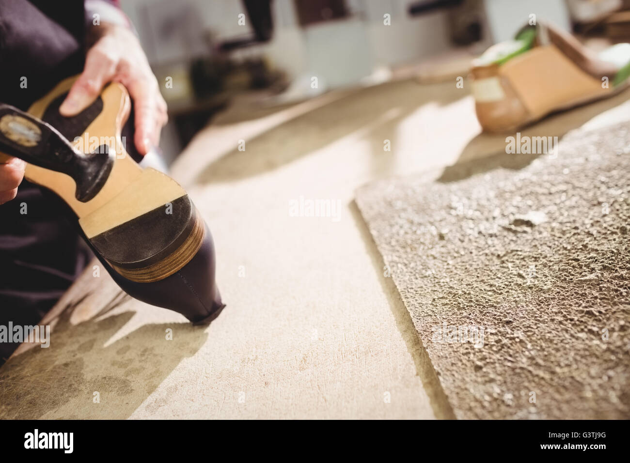 Male hands shoemaker hammer hi-res stock photography and images - Alamy
