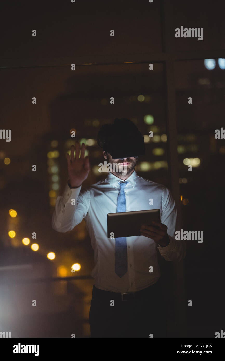 Overtime technology hi-res stock photography and images - Alamy
