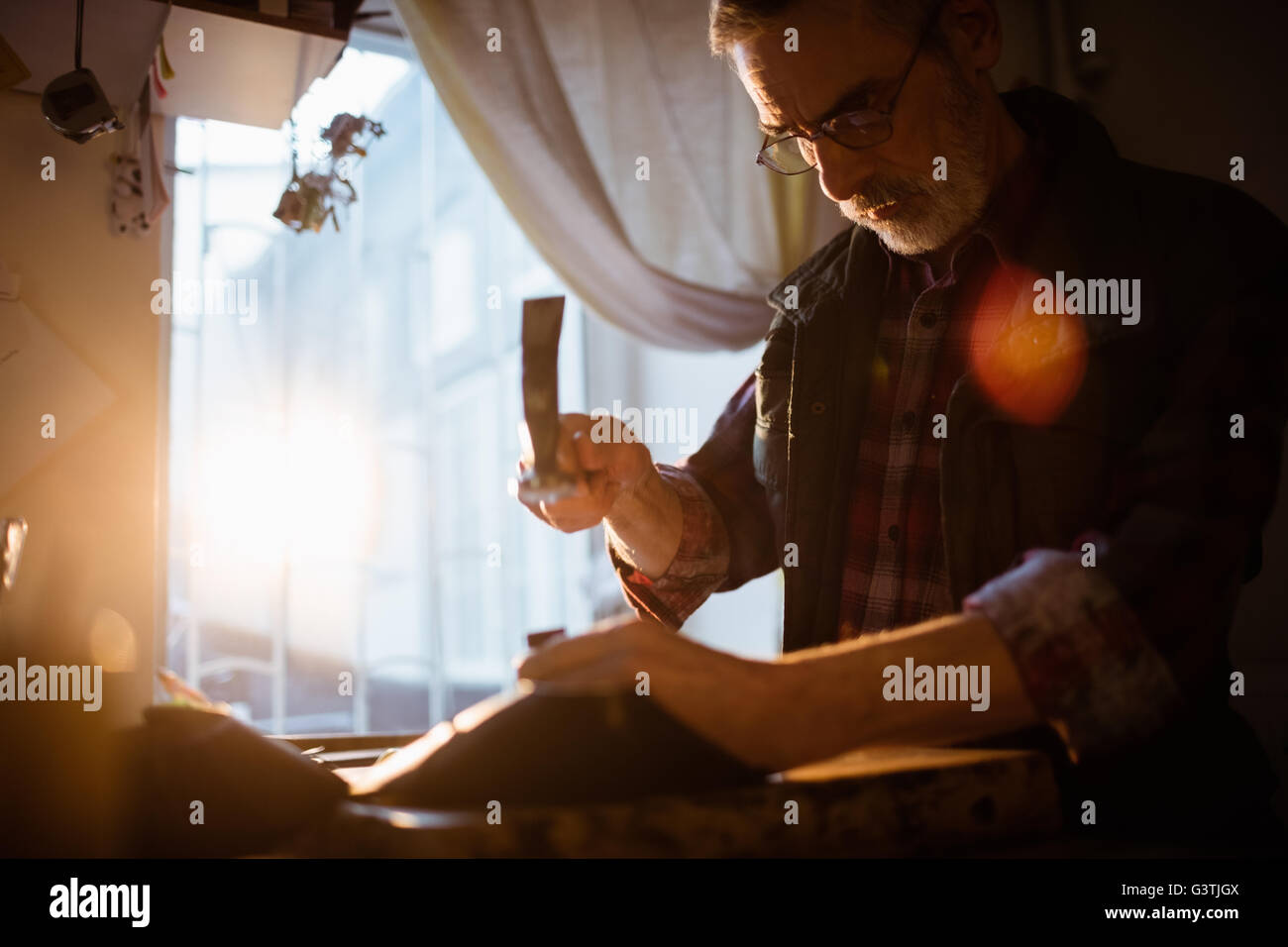 Cobbler shoe making hi-res stock photography and images - Alamy