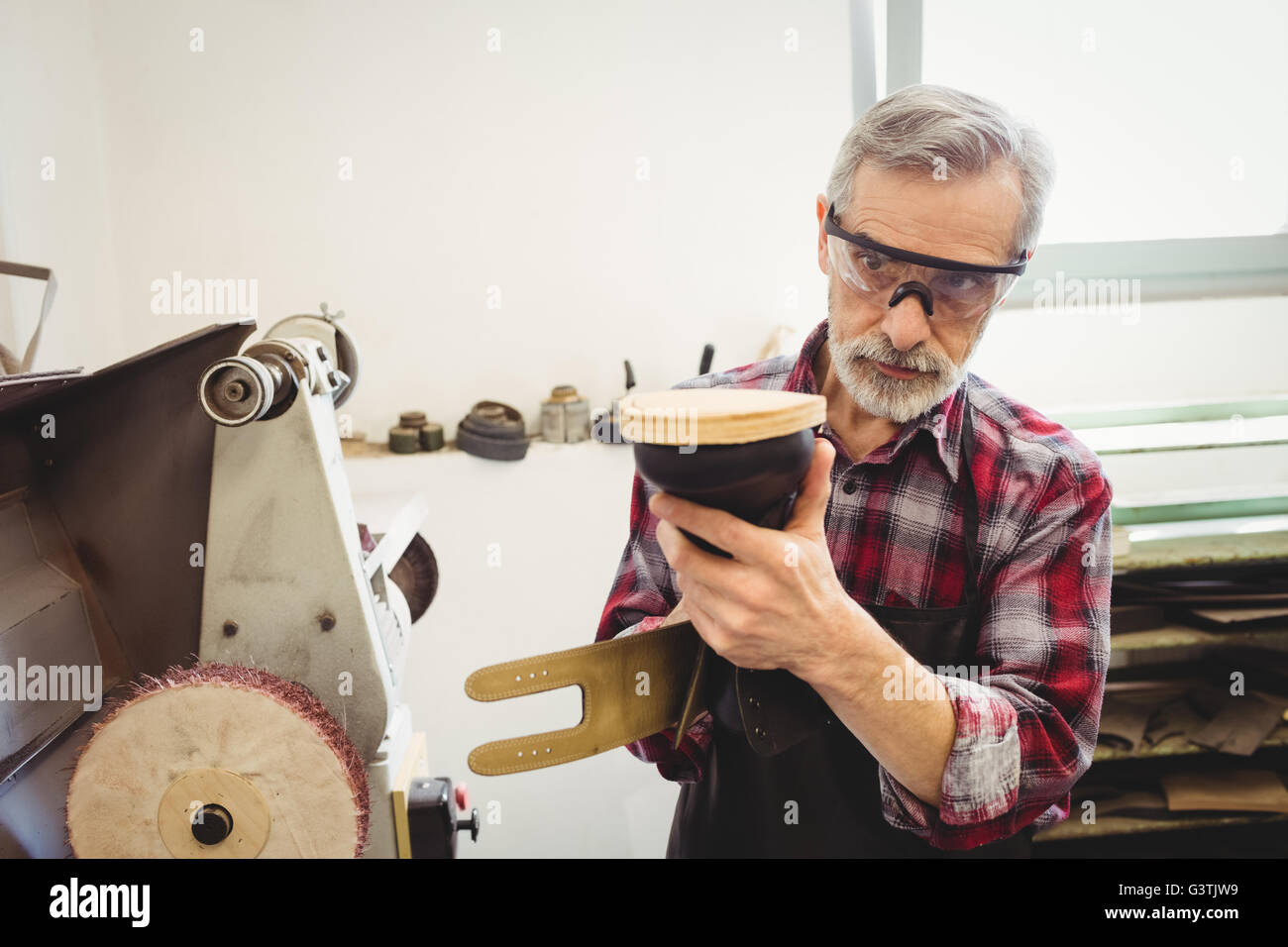 Checking shoes hi-res stock photography and images - Alamy
