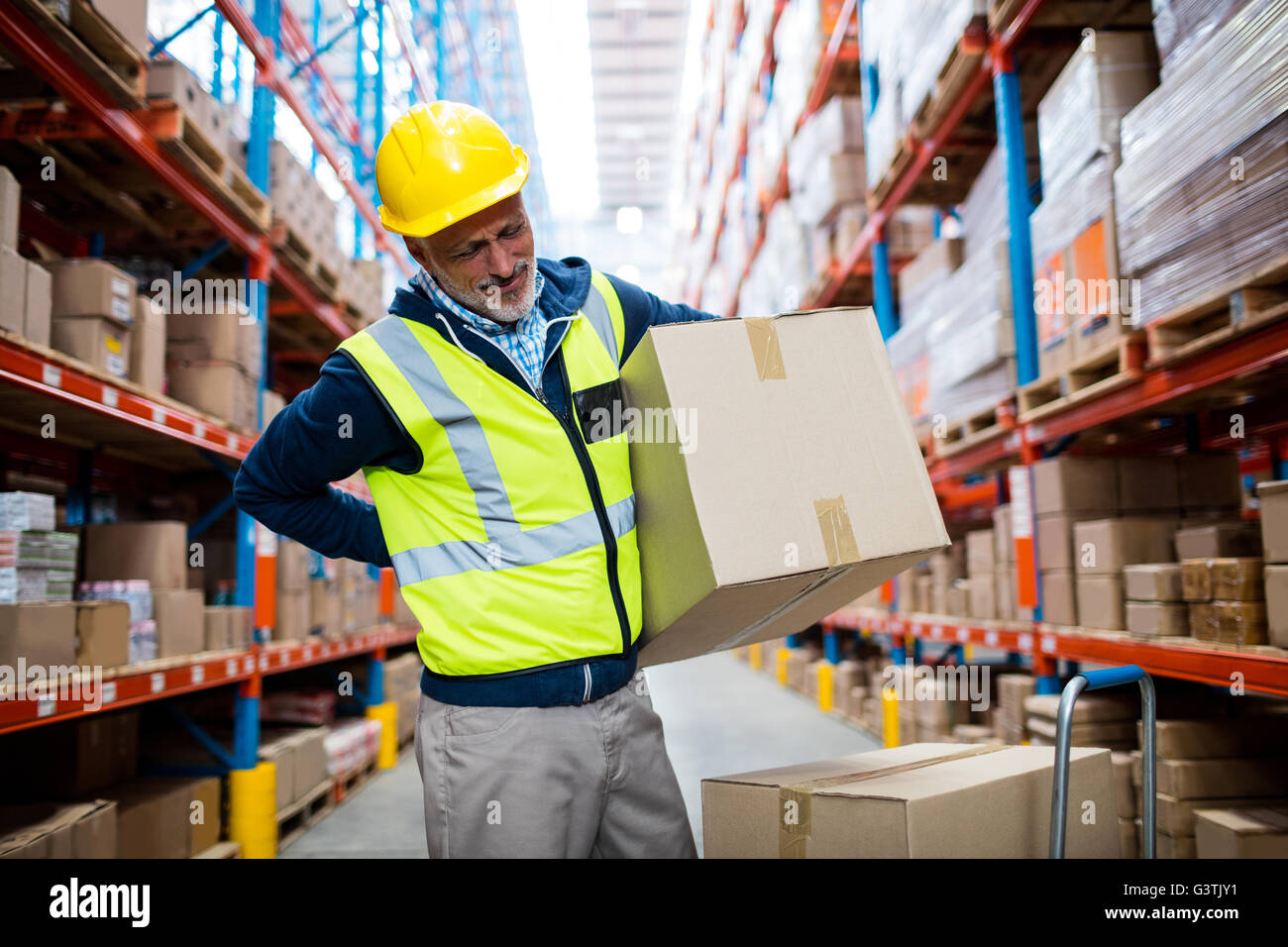 Carrying boxes in warehouse hi-res stock photography and images - Alamy