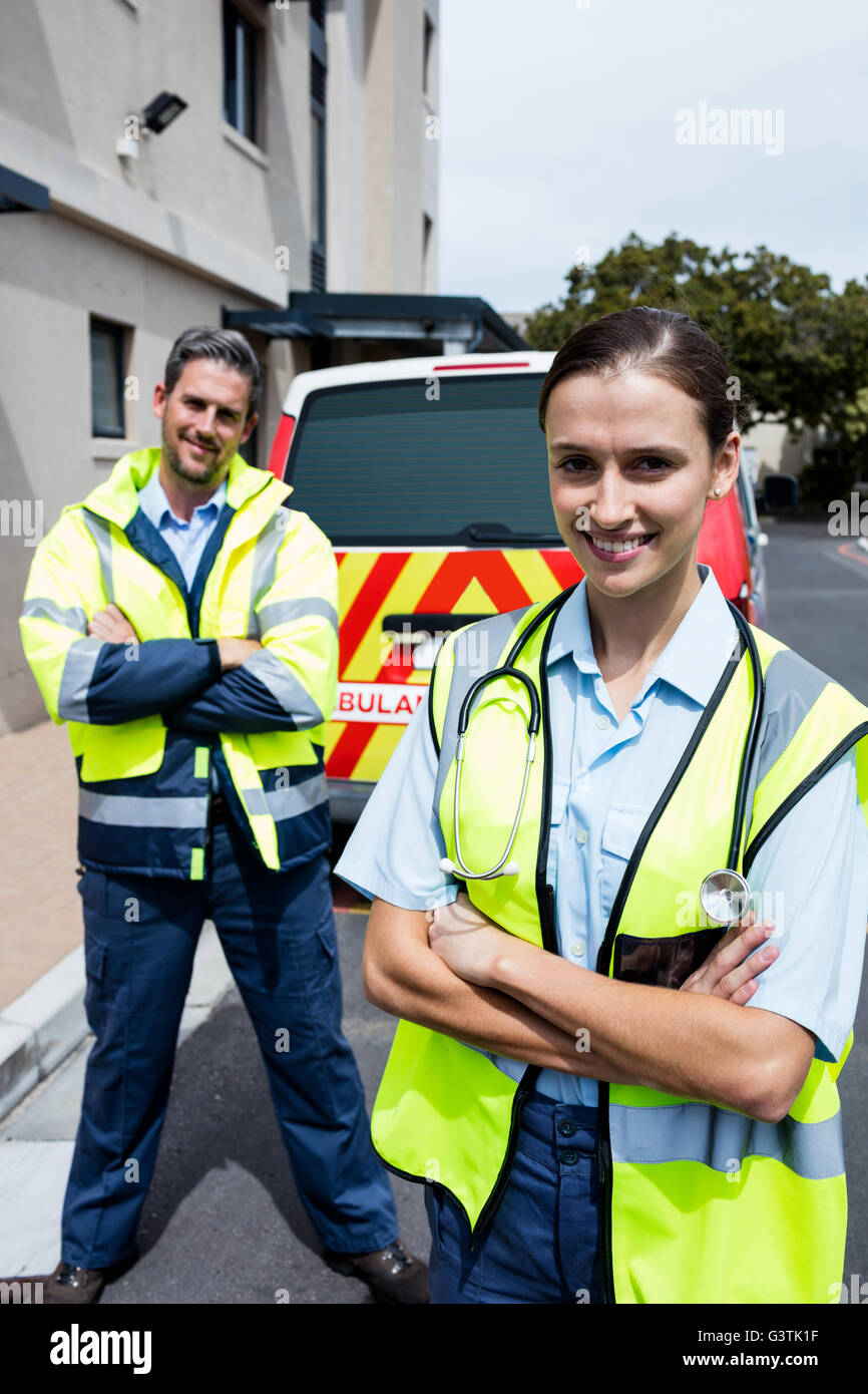 Portrait of ambulance crew Stock Photo - Alamy