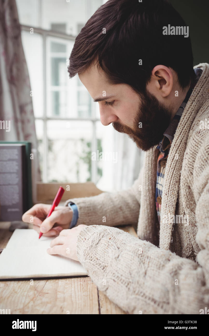 Writing in a notebook hi-res stock photography and images - Alamy