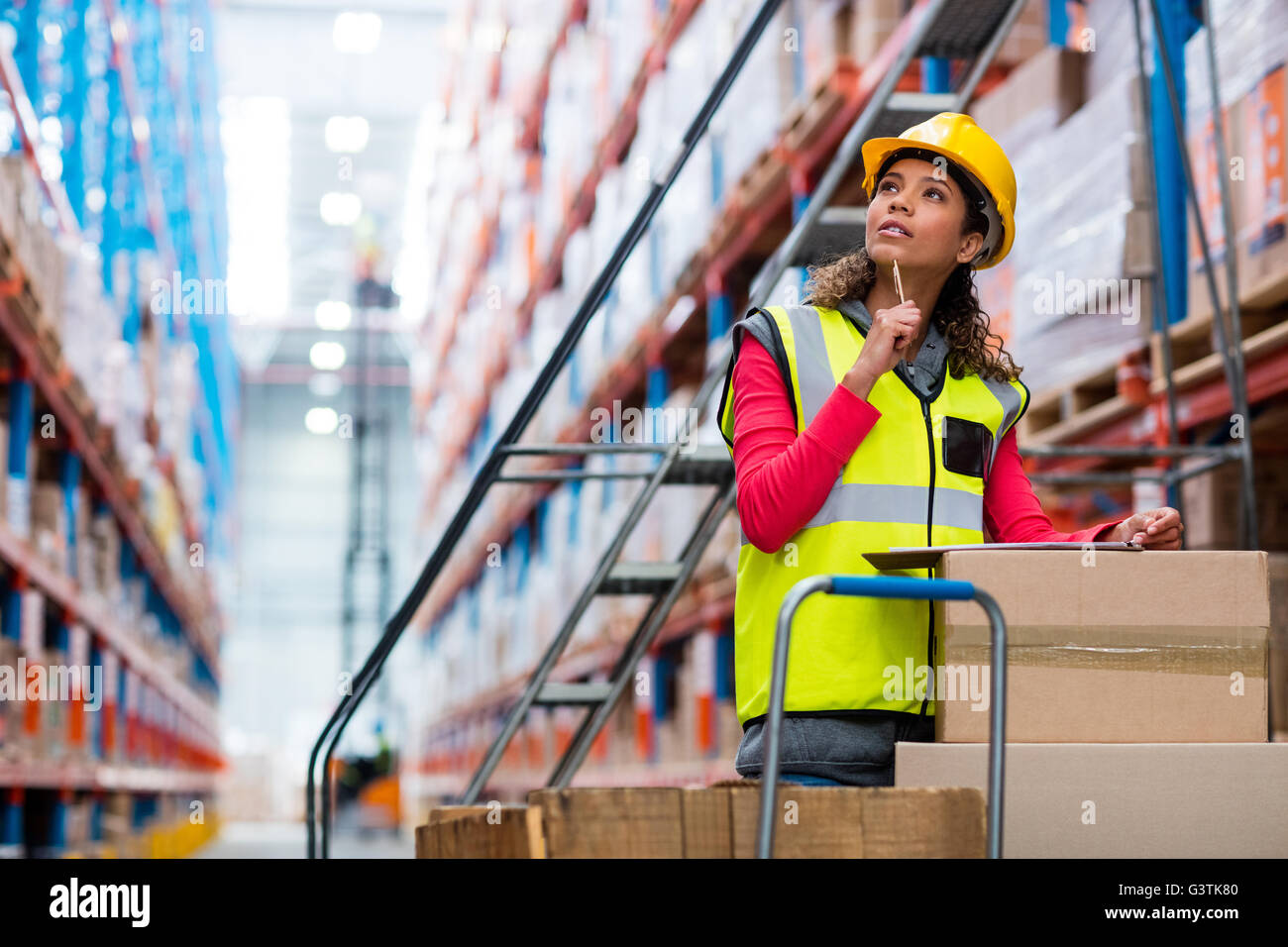 Doing inventory hi-res stock photography and images - Alamy