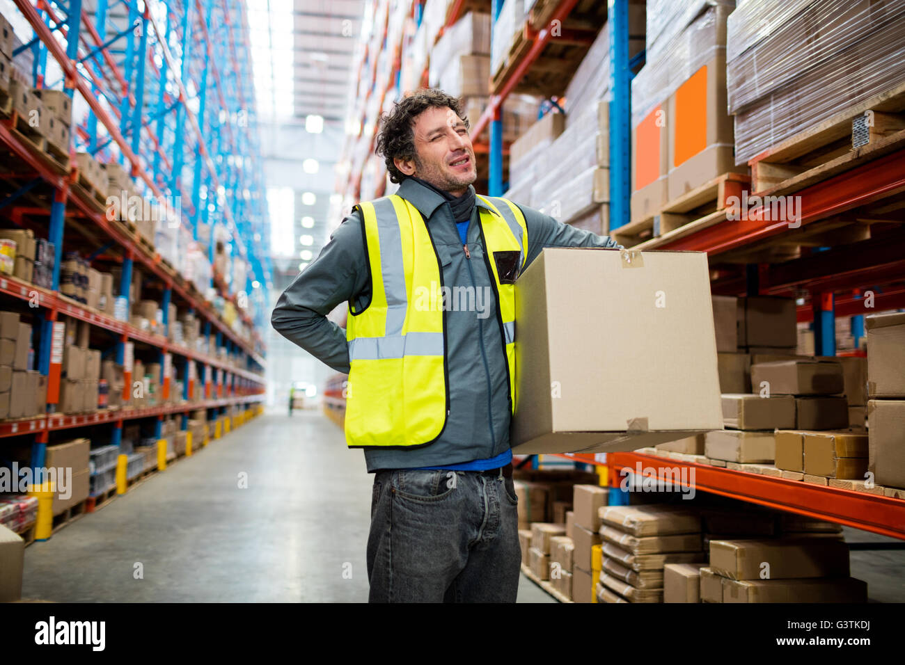 Parcel box on pallet hi-res stock photography and images - Alamy