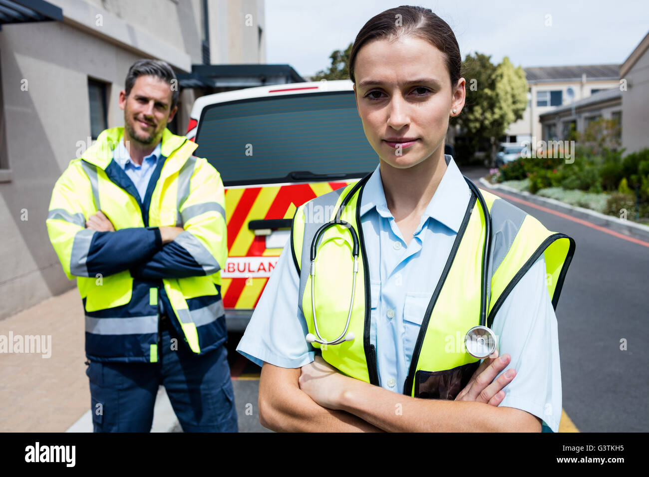 Portrait of ambulance crew Stock Photo - Alamy