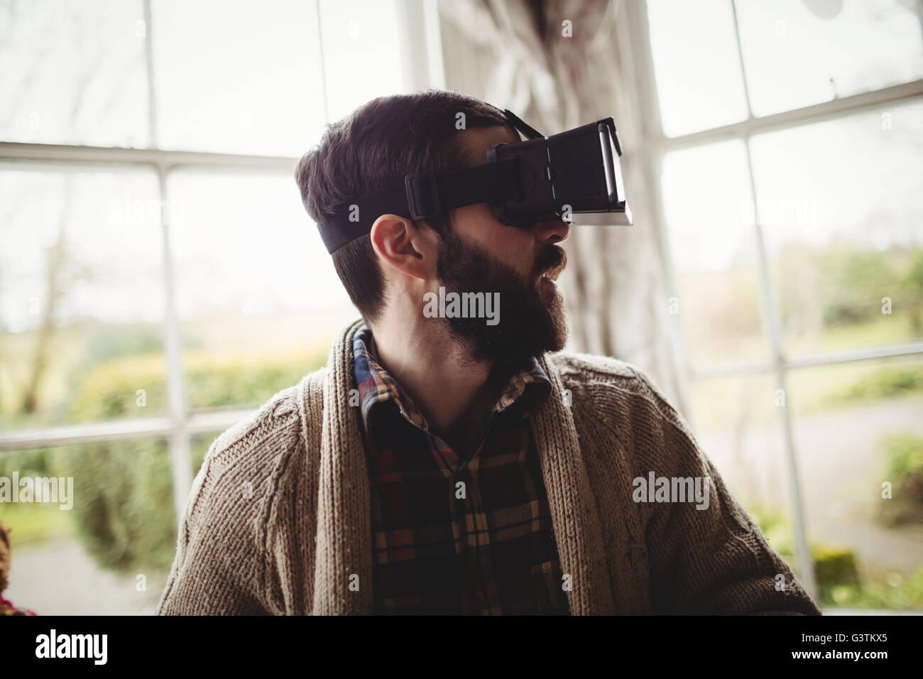 Caucasian profile view hi-res stock photography and images - Alamy