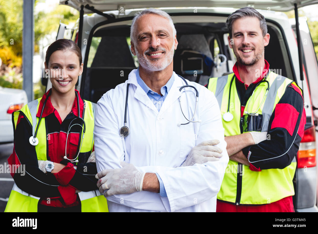 Portrait of ambulance men Stock Photo - Alamy