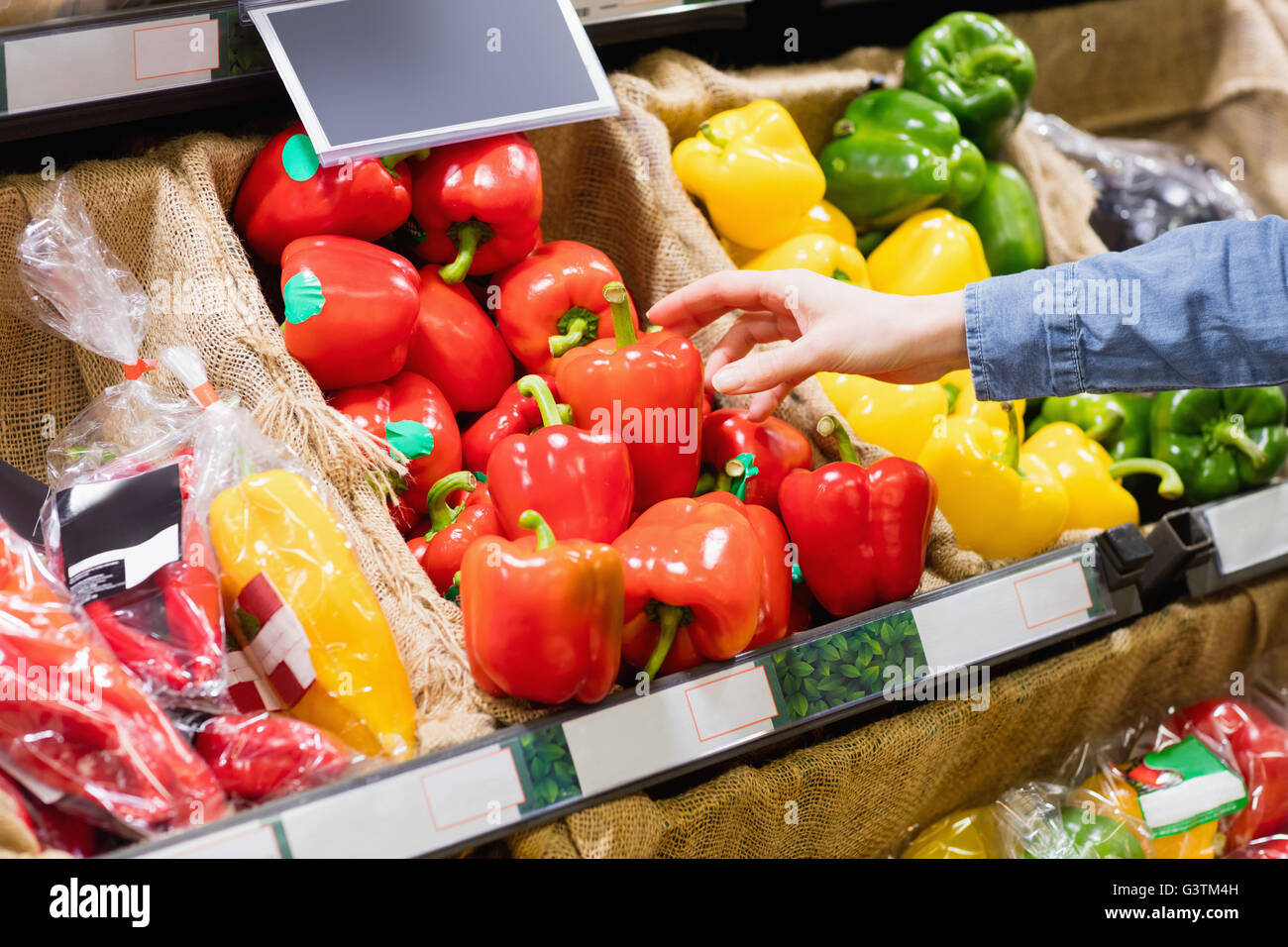 Hand picking vegetables hi-res stock photography and images - Alamy