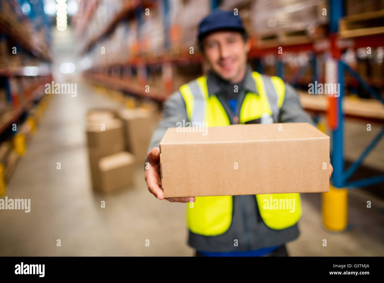 Small box hi-res stock photography and images - Alamy