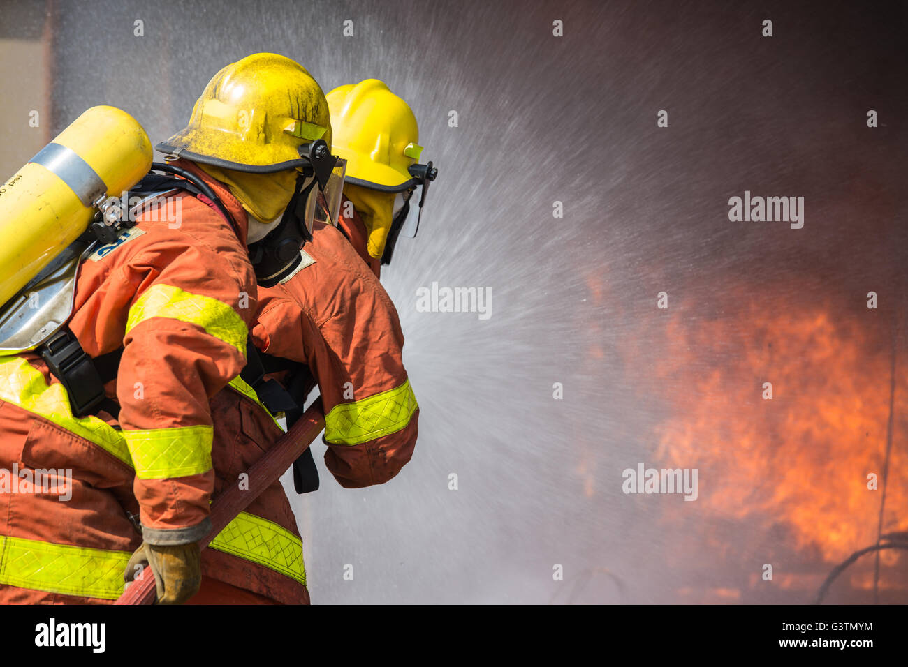 Firefighters an hi-res stock photography and images - Alamy